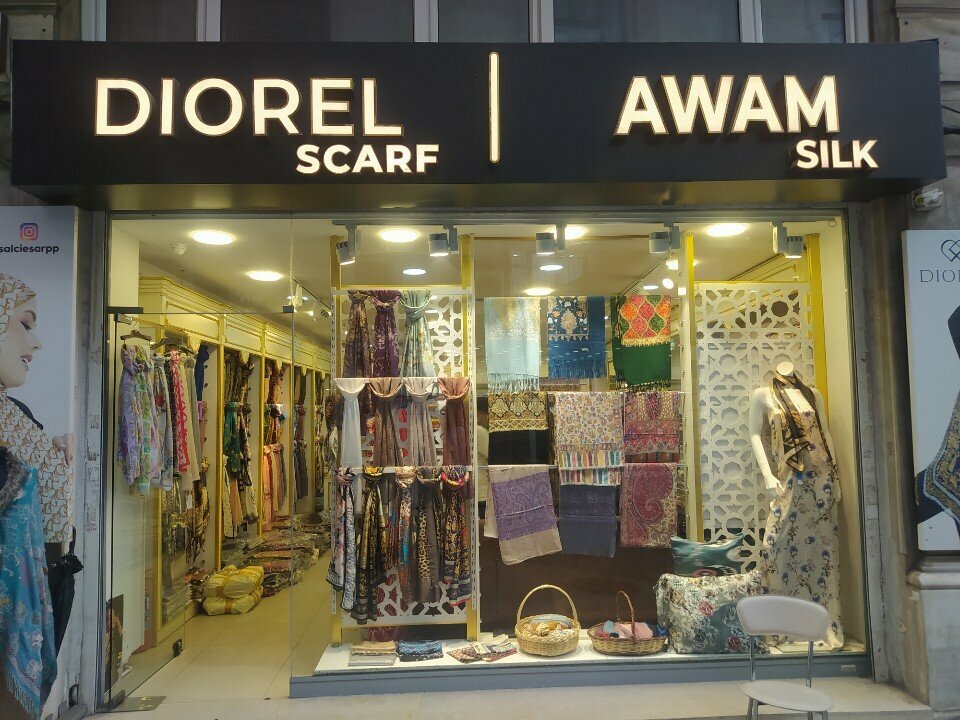 Kumaşçılar Diorel scarf, İstanbul, foto