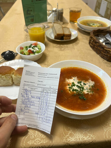 Kafe Турист, Narovlia, foto