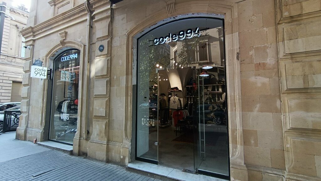 Giyim mağazası Code994, Bakü, foto