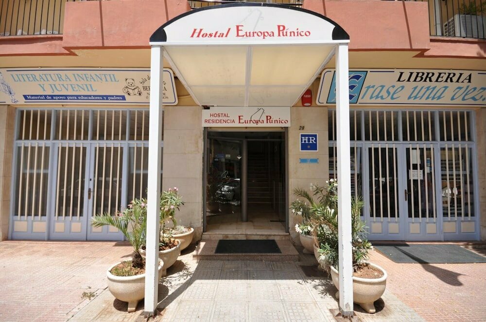 Otel Hostal Europa Punico, İbiza, foto