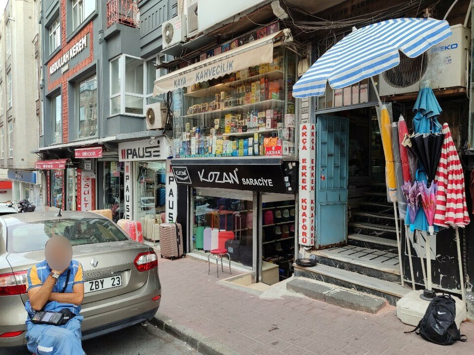 Çanta ve valiz mağazaları Kozan Saraciye, İstanbul, foto
