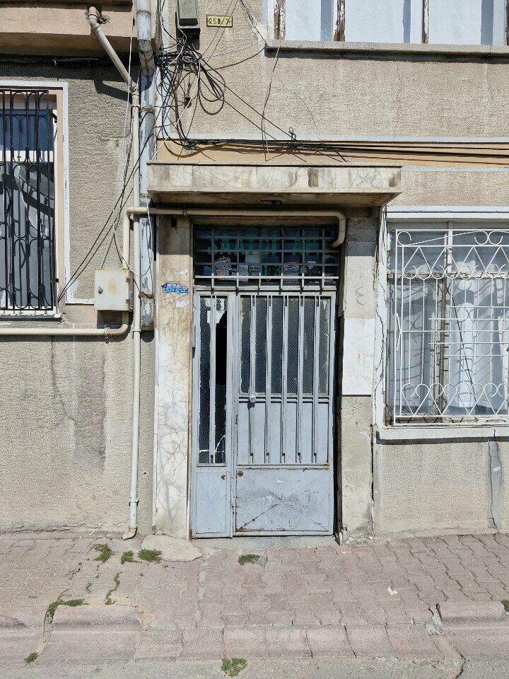Apartman kompleksi Saatçi Apartmanı, Konya, foto
