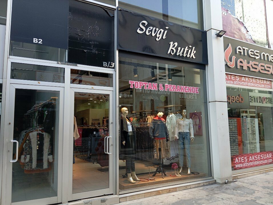 Giyim mağazası Sevgi Butik, Ankara, foto