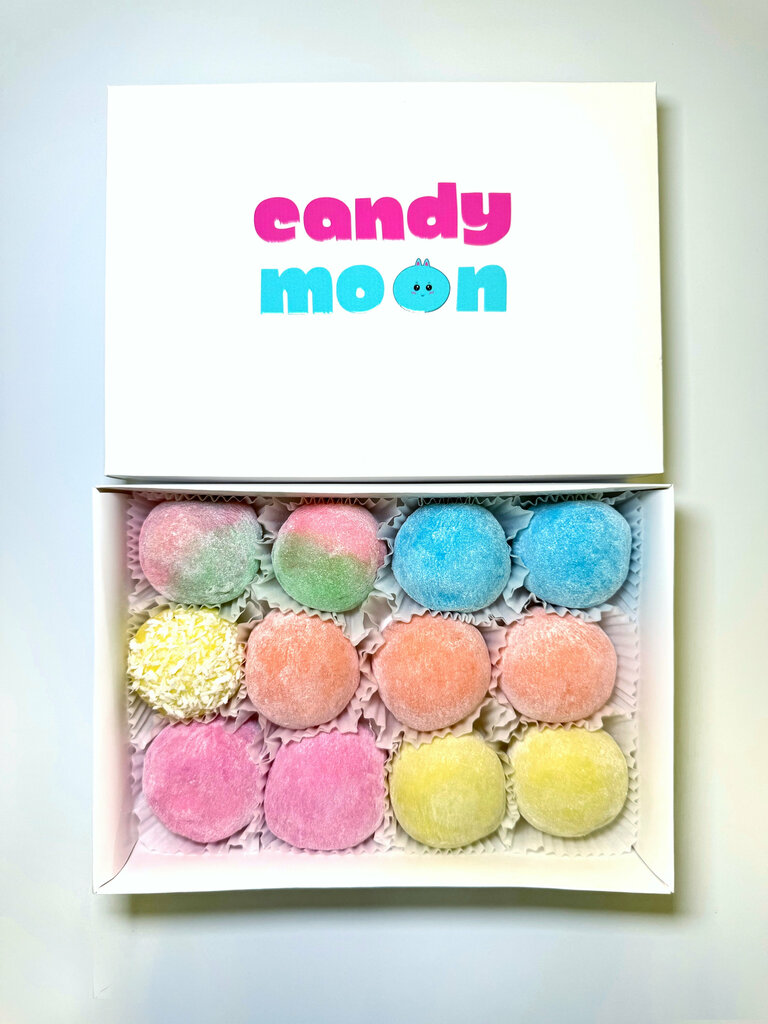 Pasta, şekerleme ve tatlı Candy Moon, Tiumen, foto