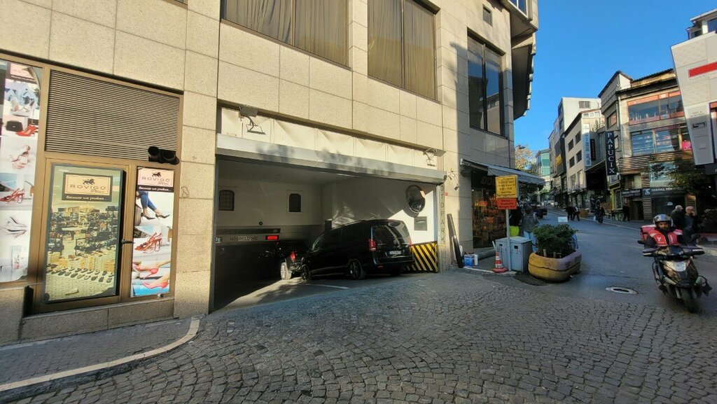 Elektrikli oto şarj istasyonları Zes Elektrikli Araç Şarj İstasyonu, İstanbul, foto