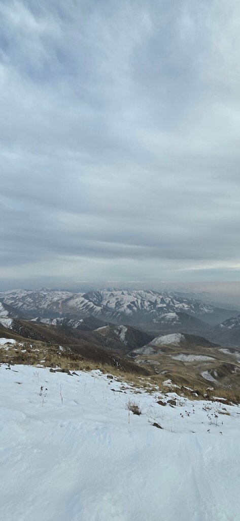 Dağ zirvesi Urts, Ararat, foto