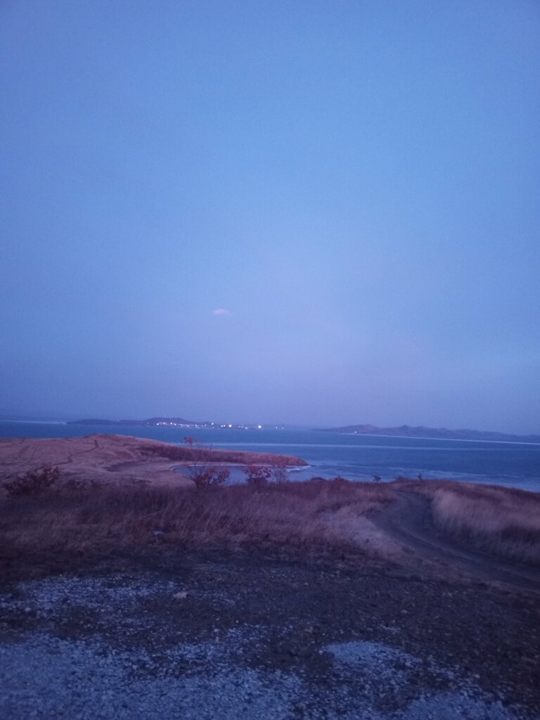 Dağ zirvesi Мыс Андреева, Primoriye, foto