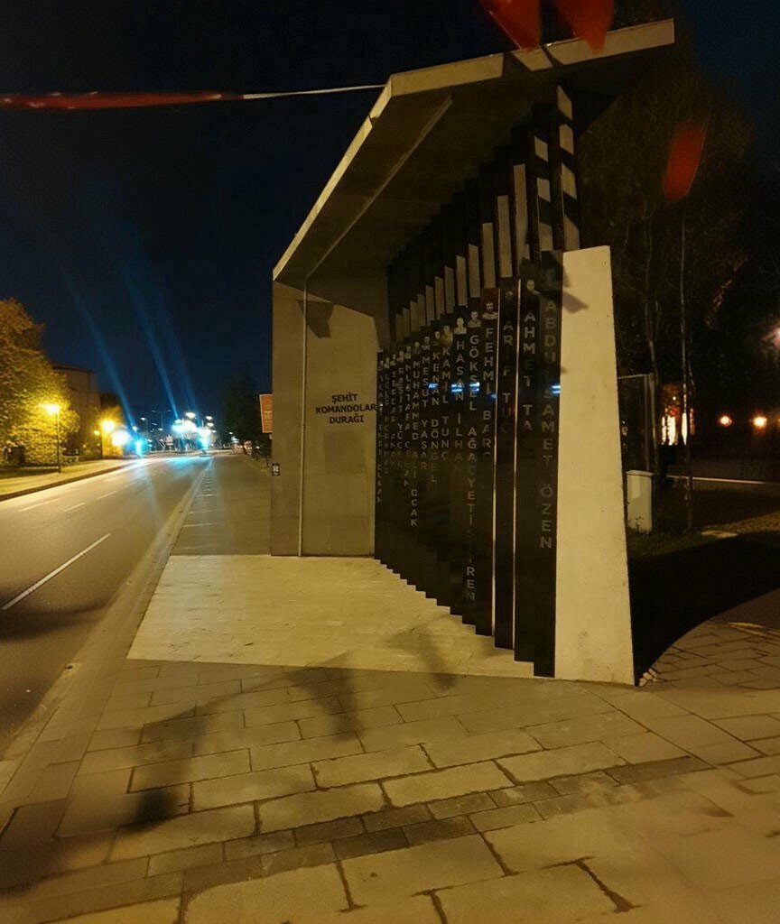 Toplu taşıma durağı Şehit Komandolar Durağı, Kayseri, foto