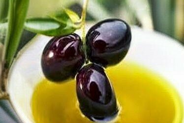 Gıda malzemeleri ve baharatlar Dökmecioğlu Zeytincilik, Edremit, foto