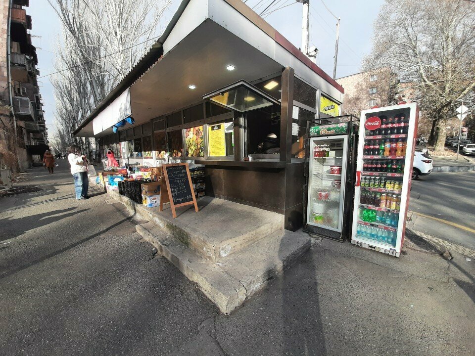 Fast food Hot Dogger, Erivan, foto