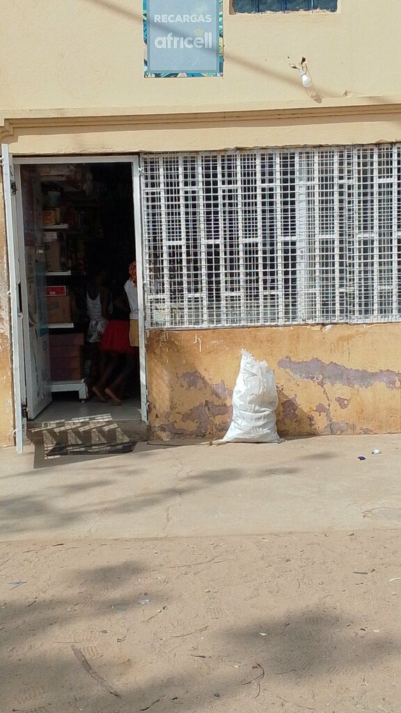 Market Cantina, Loanda, foto