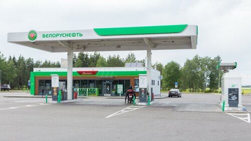 Benzin istasyonu Belorusneft, Rogachev, foto