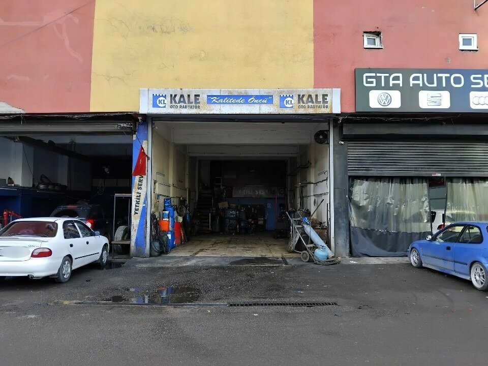 Araba radyatörü Kale Oto Radyatör, İstanbul, foto