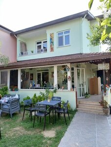 Kids'Lingua Atelier & Cafe (Sakarya, Sapanca, Kırkpınar Soğuksu Mah., İstasyon 3 Cad., 37), kafe  Sapanca'dan
