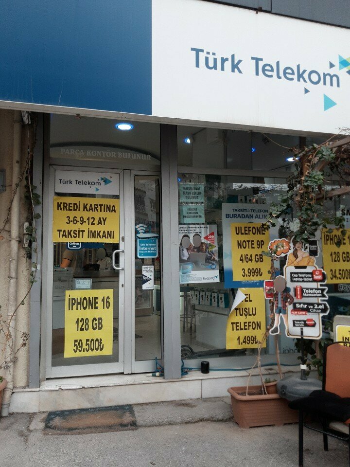 Telekomünikasyon firmaları Türk Telekom, İzmir, foto