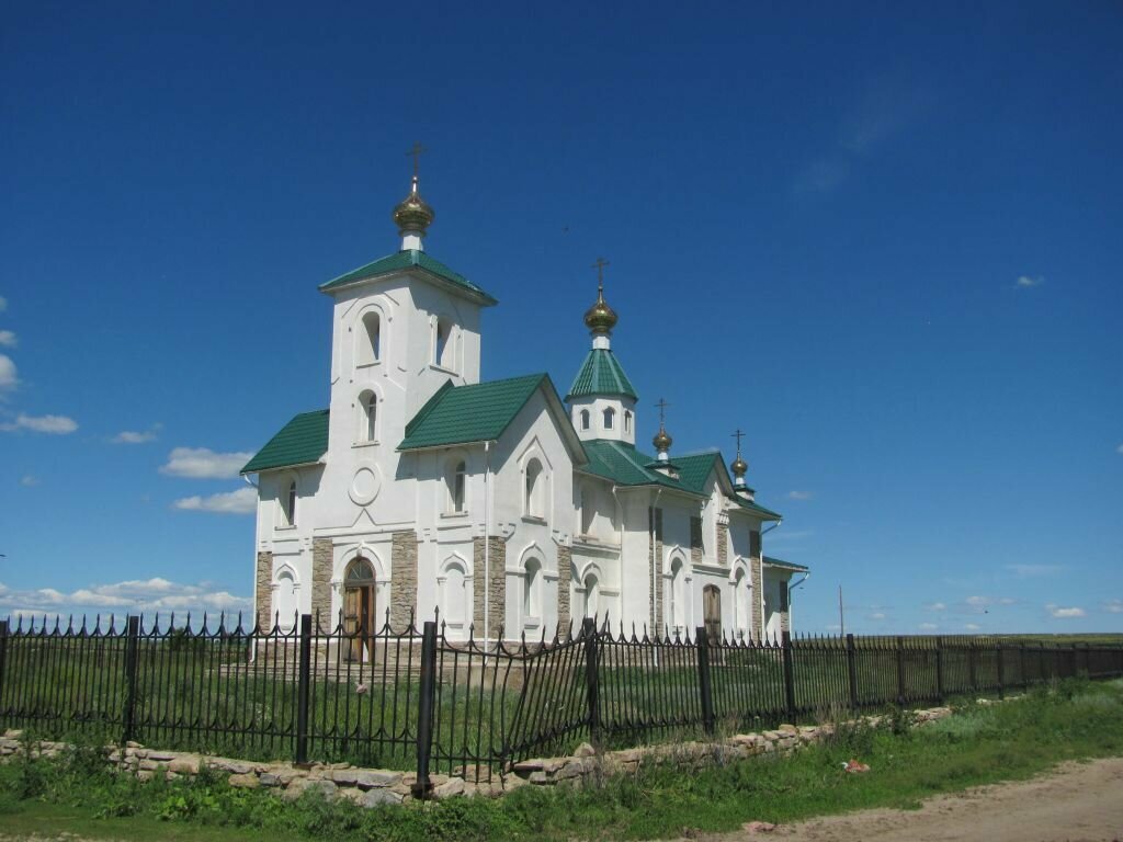 Ortodoks kiliseleri Peter and Paul Church, Doğu Kazakistan eyaleti, foto