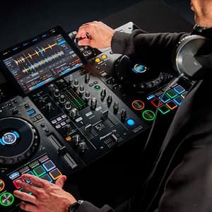 Enstrüman mağazaları Desert Beat Trading, Dubai, foto