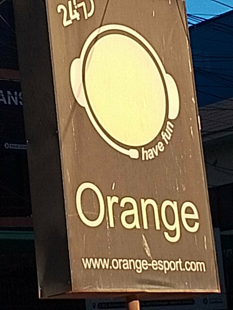 Spor kulüpleri Orange e - sports johar branch, Karaçi, foto