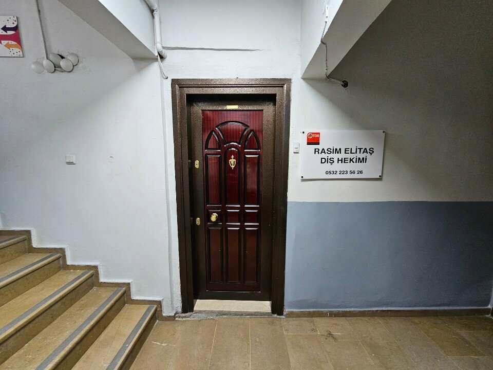 Özel ağız ve diş sağlığı klinikleri ve muayenehaneleri Elitaş, İstanbul, foto