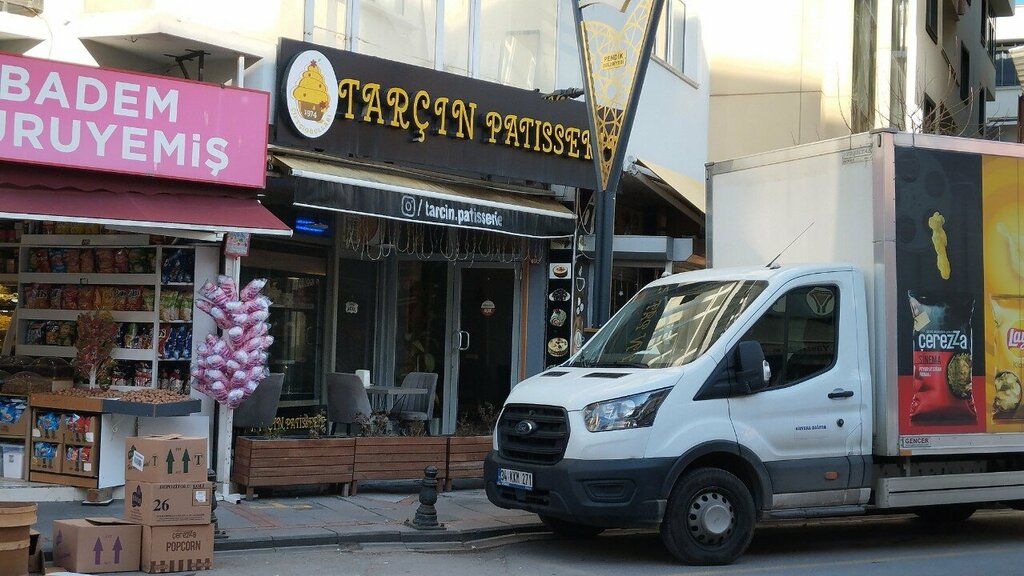 Şekerleme tatlı ve pastacılık ürünleri Tarçın Patisserie, İstanbul, foto