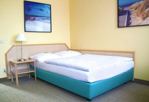 Upstalsboom Parkhotel (Friedrich-Ebert-Straße No:73, Emden), otel  Emden'dan
