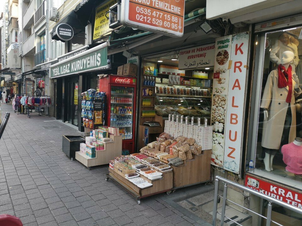 Kuruyemiş, atıştırmalık, kuru meyve Yeşil Ilgaz Kuruyemiş, İstanbul, foto