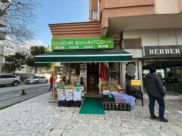 Gıda malzemeleri ve baharatlar Ataşehir Baharatçısı, İstanbul, foto