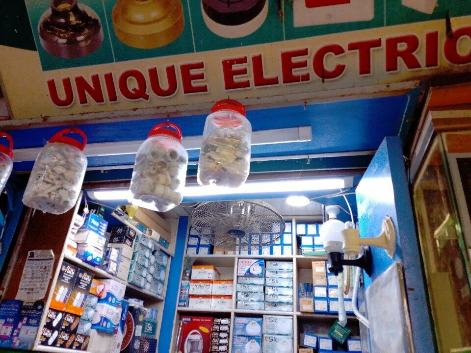 Elektrik ve elektrikli ürün mağazası Unique, Karaçi, foto