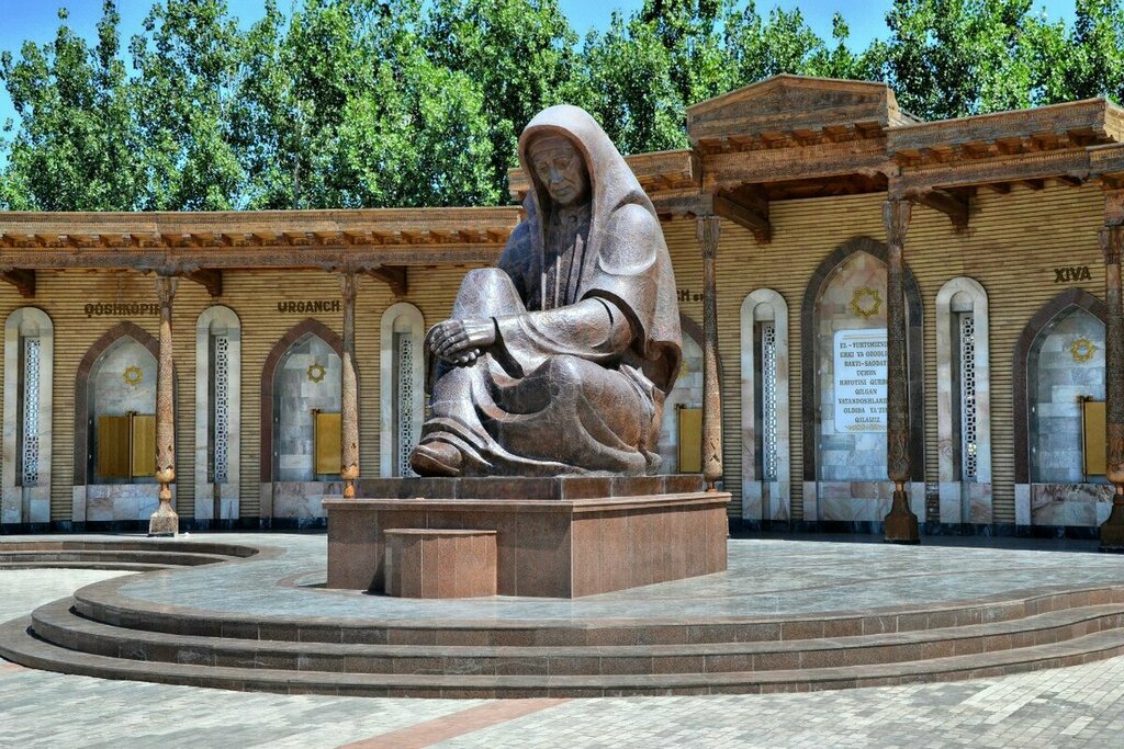 Anıt, heykel Savaş Anıtı, Taşkent, foto