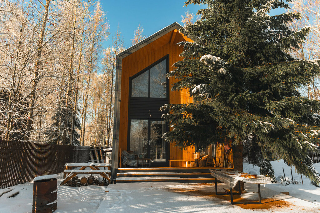 Yazlık ev inşaatı Trendy Barn, Kudrovo, foto