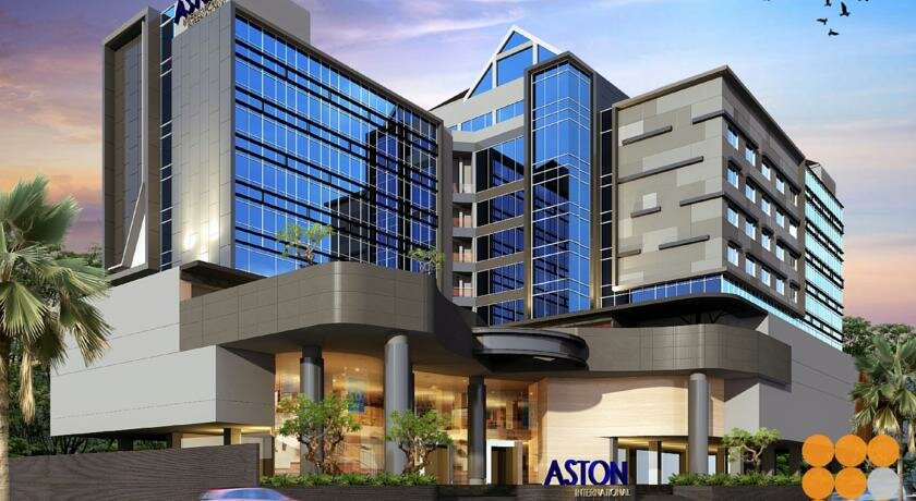 Otel Aston Semarang Hotel and Convention Center, Semarang, foto