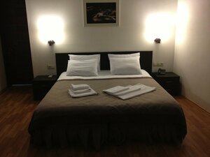 Hotel Corner (Tbilisi, St. Nikoloz Street), otel  Tiflis'ten