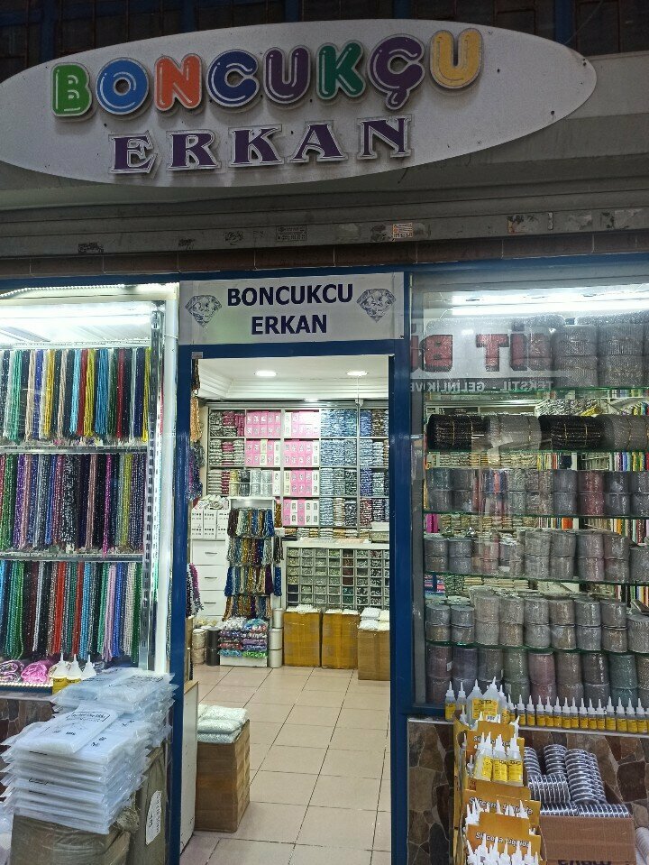 Hobi, elişi için ürünler Boncukçu Erkan, İstanbul, foto