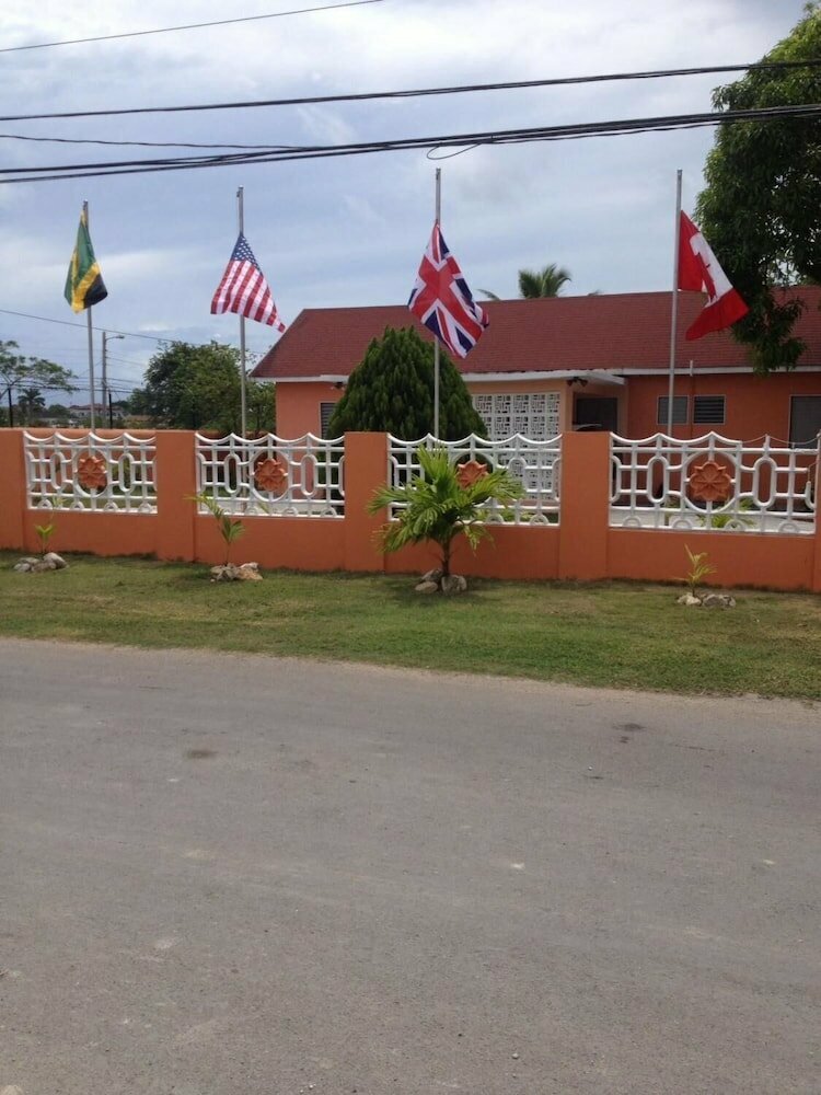 Daireler Hi Thatcher Villa, Dünya, foto