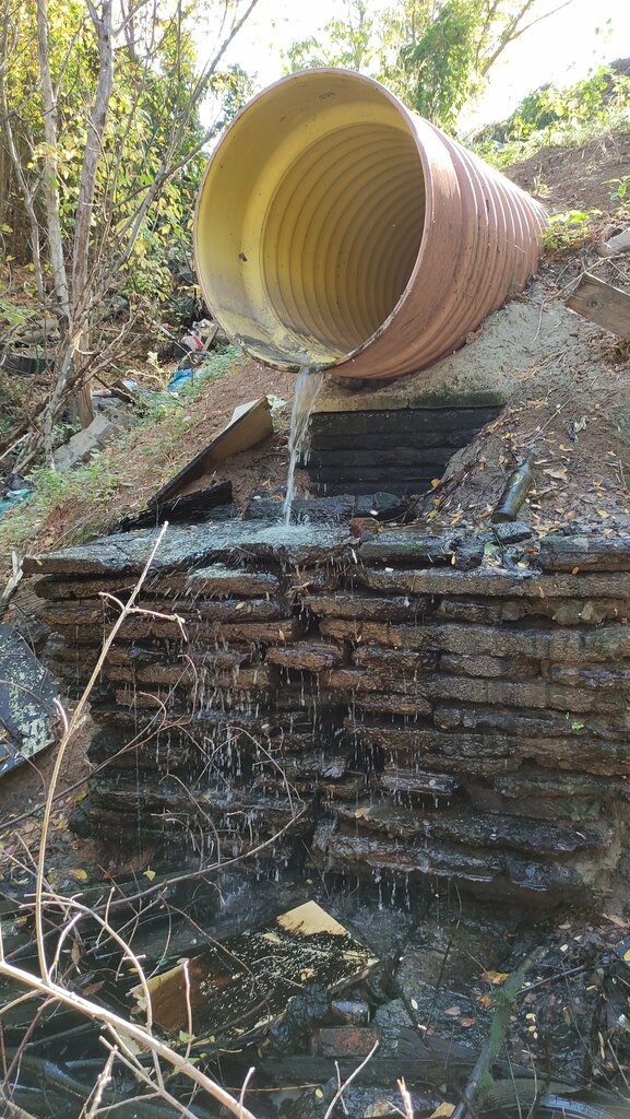 Pınar, çay Spring, stream, Rostov‑na‑Donu, foto