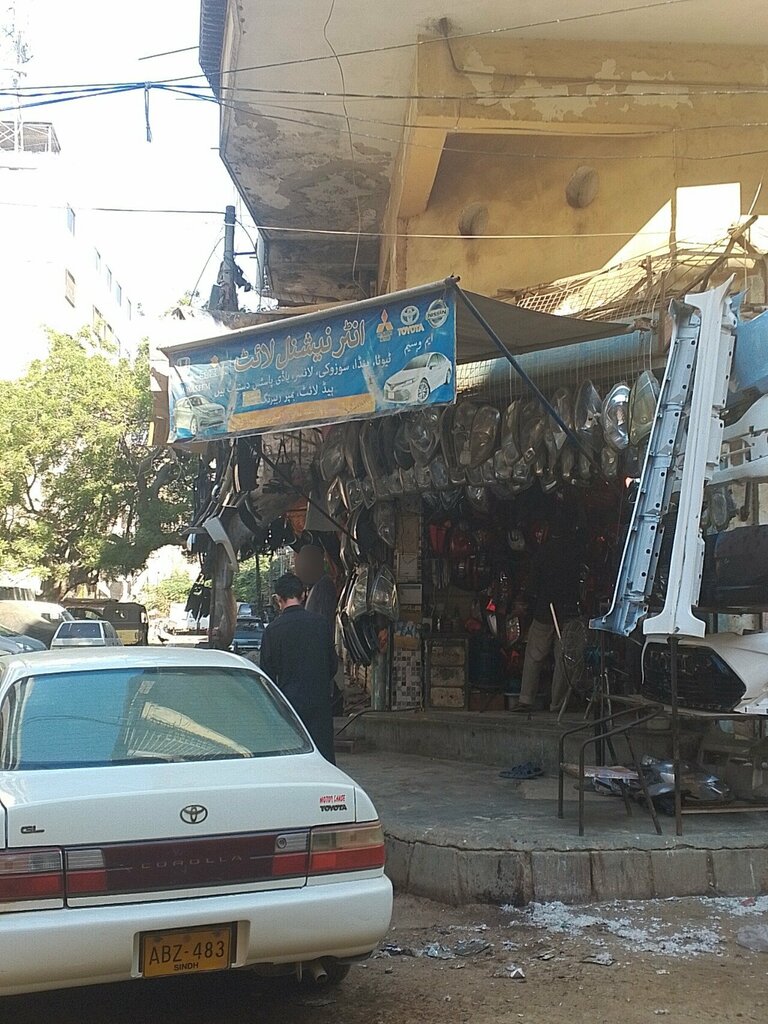 Otomobil satış galerileri International Car Light Waseem, Karaçi, foto