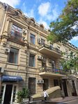 Co Pilot Hotel (Islam Safarli Street No:21), otel  Bakü'den