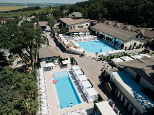 Complex Turistic Codru (raionul Orhei, parcele de grădină Burcuta), otel  Orhei Bölgesi'nden
