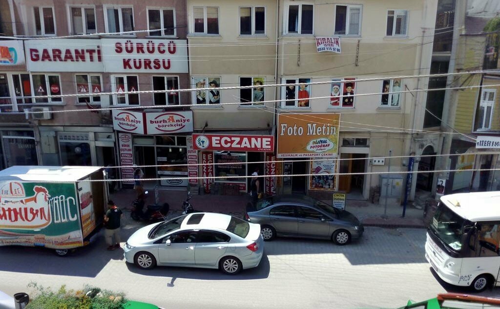 Eczaneler Derya Eczanesi, Burhaniye, foto