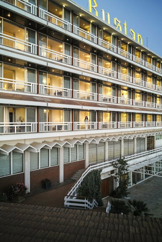 Otel Hotel Al Bustan, Dünya, foto