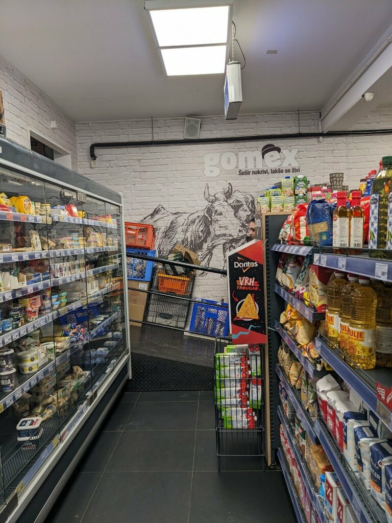 Süpermarket Gomex, Belgrad, foto