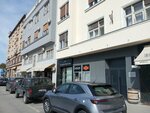 Dental Clinic Centar bulevar 13 (Mihajlo Pupin Boulevard No:13), özel ağız ve diş sağlığı klinikleri ve muayenehaneleri  Novi Sad'dan