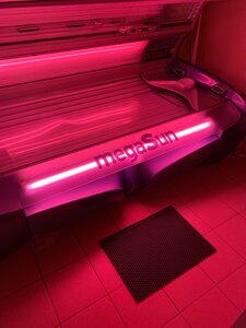 Sunrise Tanning Studio (praspiekt Pieramohi No:15), solaryumlar  Vitebsk'ten