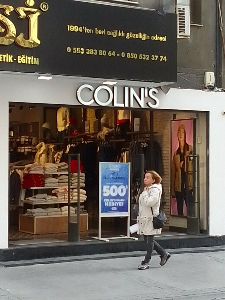 Giyim mağazası Colin's, İzmir, foto