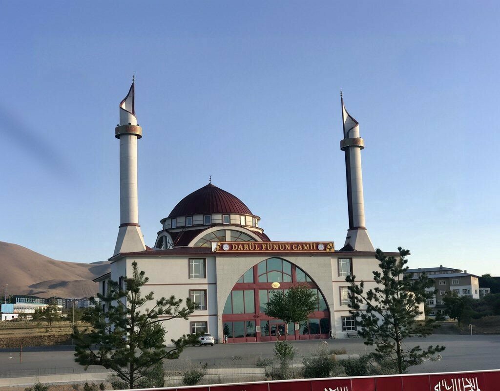 Dini dernekler Darül Fünun Camii, Erzurum, foto