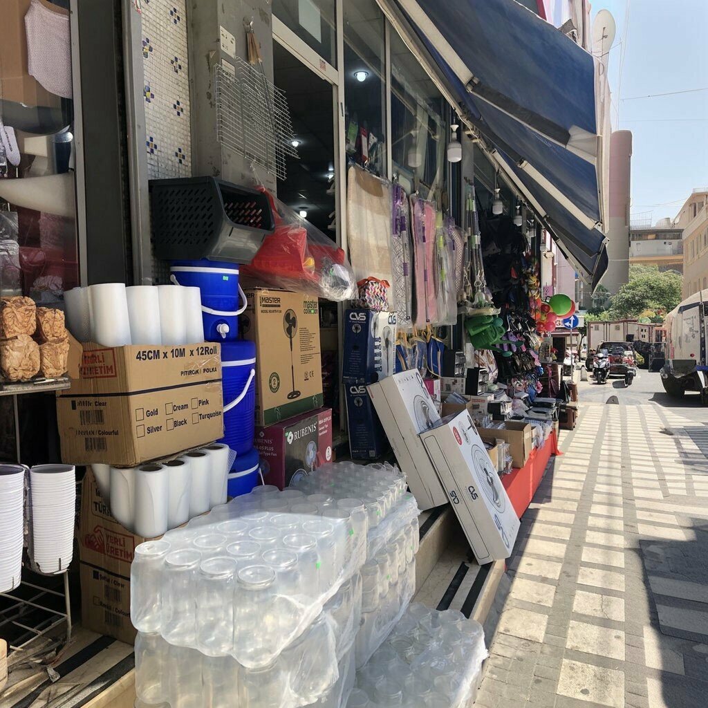 Ev eşyası mağazaları Kemer Park avm, İstanbul, foto