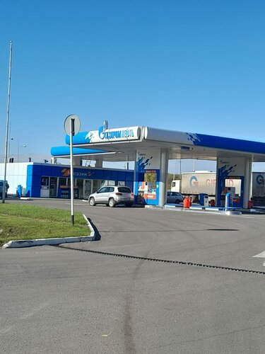 Benzin istasyonu Gazpromneft, Yurga, foto