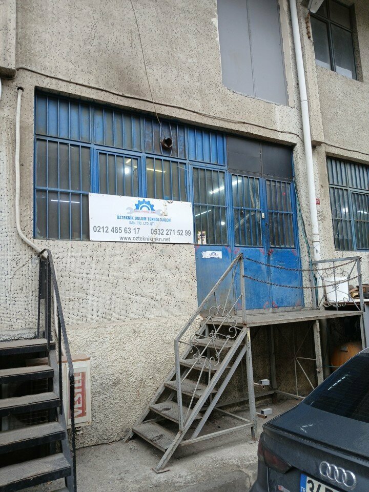 Eczane ekipmanları Özteknik Dolum Teknolojileri, İstanbul, foto