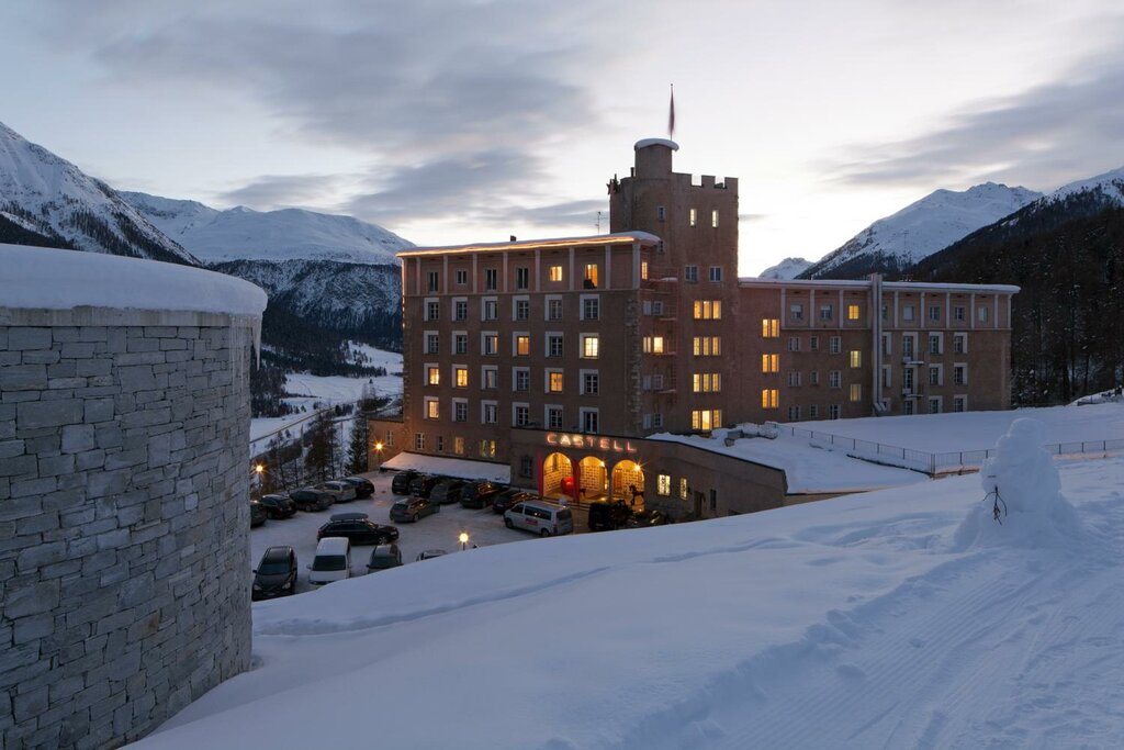 Otel Hotel Castell, Graubunden, foto