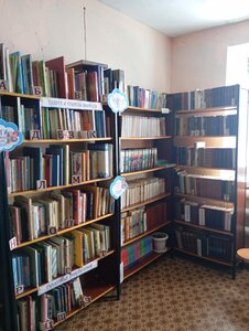 Kütüphaneler Песочнодубровская сельская библиотека, Tomskaya oblastı, foto